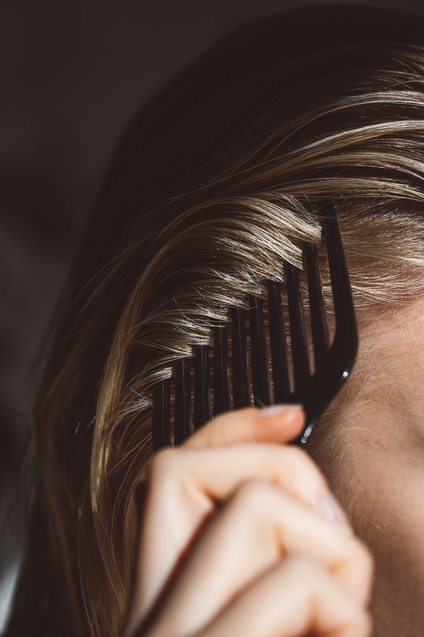 COMB | Daily Hair Oil infused with Manuka Honey